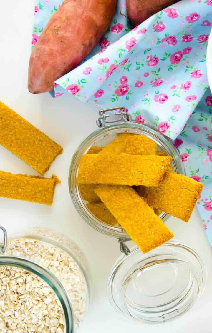 Healthy Baby Rusks- An easy teething biscuit recipe - My Kids Lick The Bowl