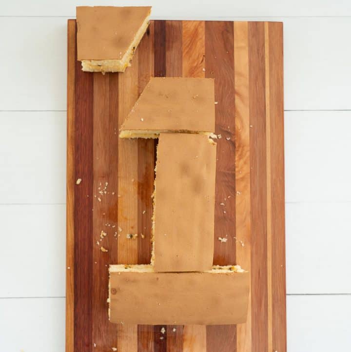 1st birthday cake - Quick and easy to make!