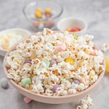 Egg Hunt Easter Popcorn - My Kids Lick The Bowl